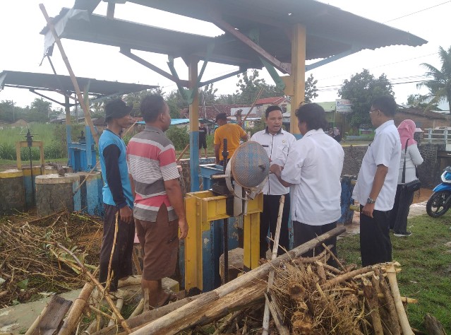 Pembuang Sampah di Kali Guno Dukuhseti Segera Ditertibkan - LensaPati Pembuang Sampah di Kali Guno Dukuhseti Segera Ditertibkan - LensaPati